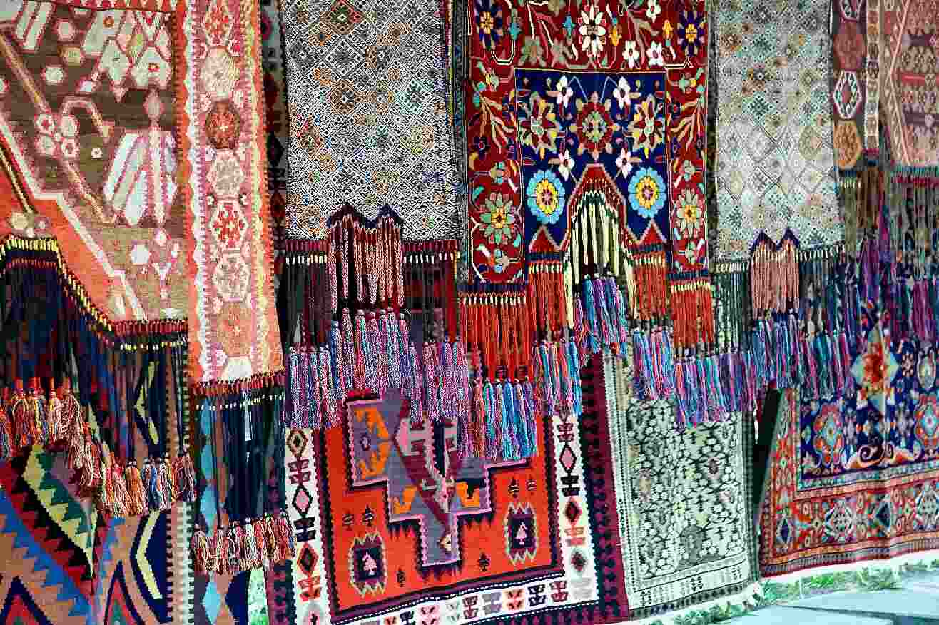Carpet Buying Guide on How to Choose the Right Carpet?